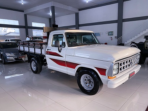 Curiosidade Ford F 1000 | Beretta Automoveis Criciuma SC